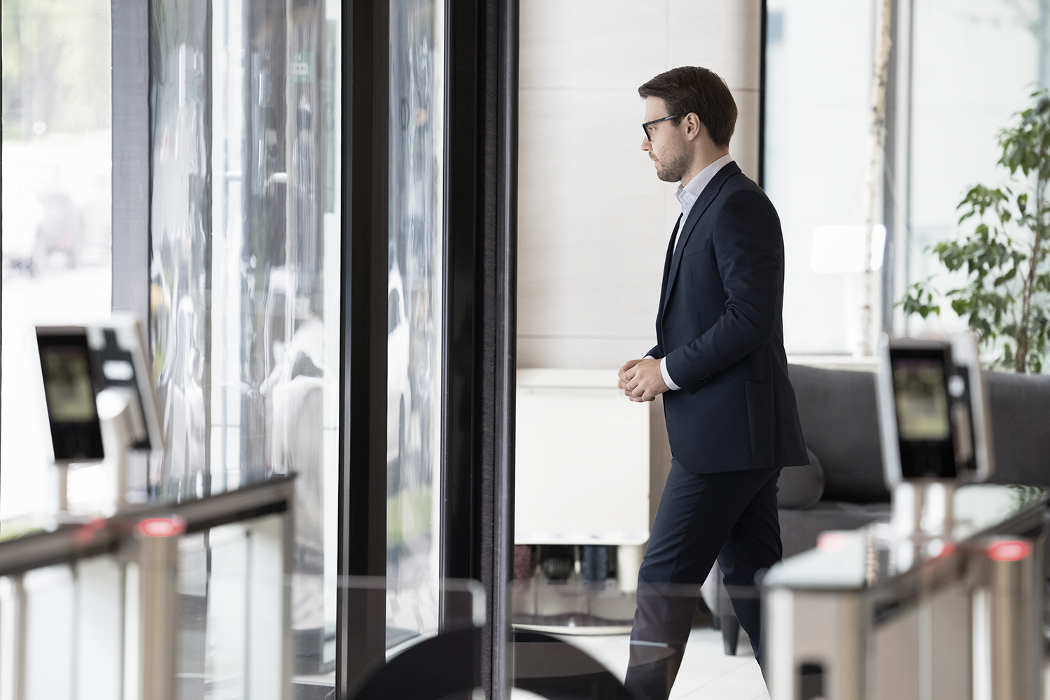 IT offboarding: minimize security risks, save costs